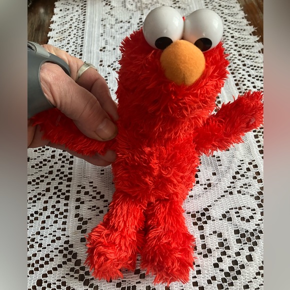 Toys | Fisher Price 207 Sesame Street 9 Shake It Up Elmo Talks Sings ...